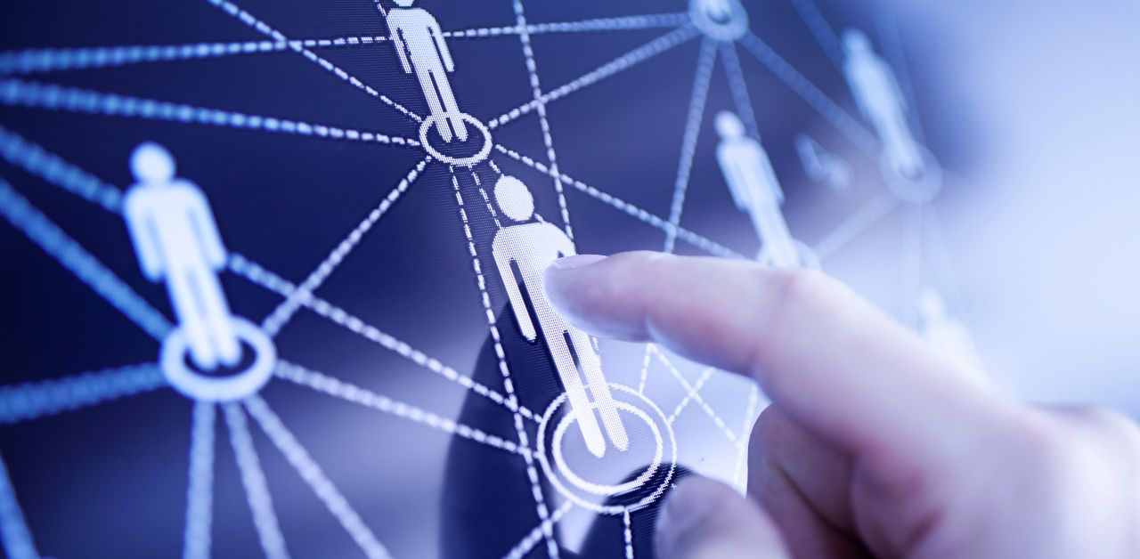 Como usar o LinkedIn para Secretariado Executivo | Dicas | Paralelo Blog